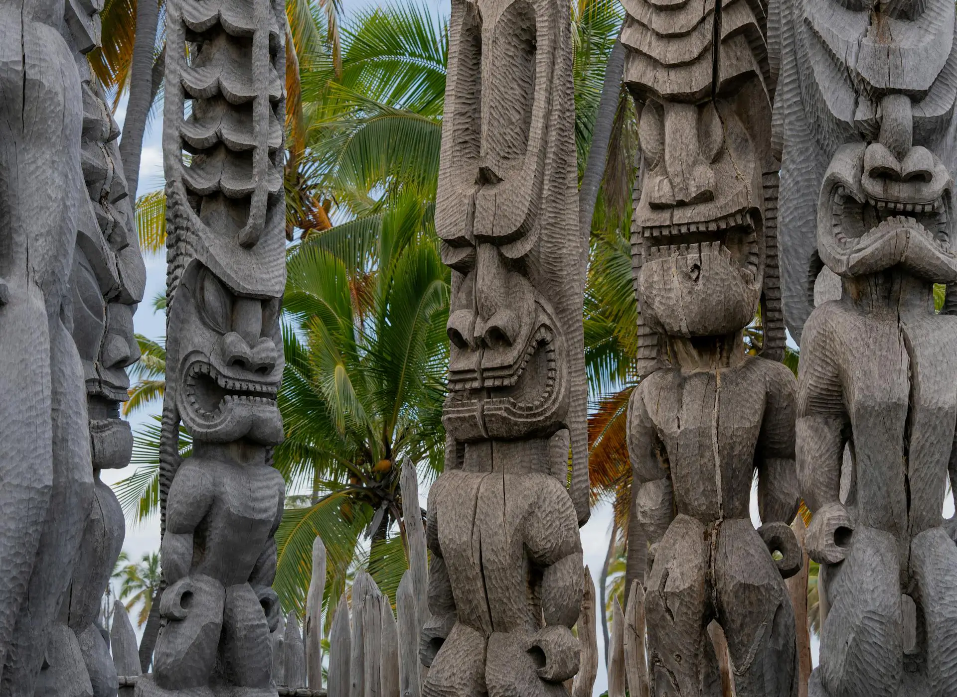 Hawaiian Mythology: Gods, Legends & the Spirit of Hawaiʻi